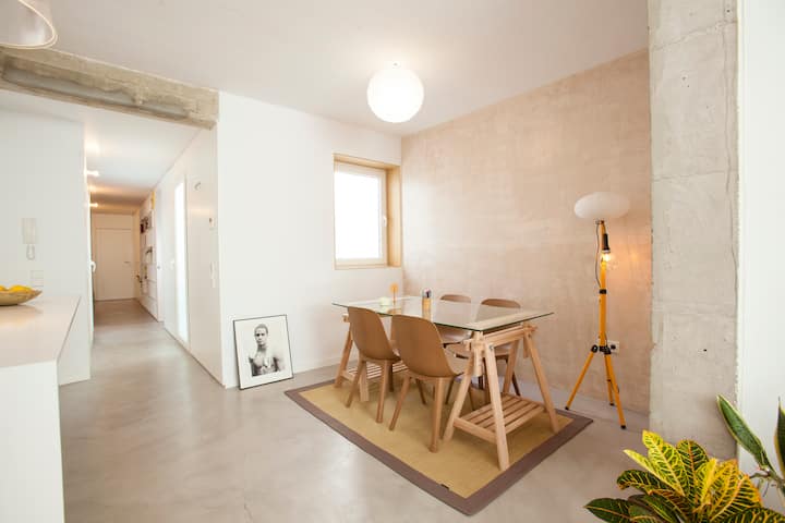 Modern. Fully Renovated. Best Location - Seville