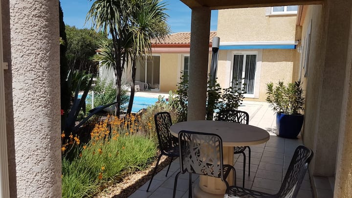 Belle Villa 6 Pièces, Au Bord De L'étang De Thau - Sète