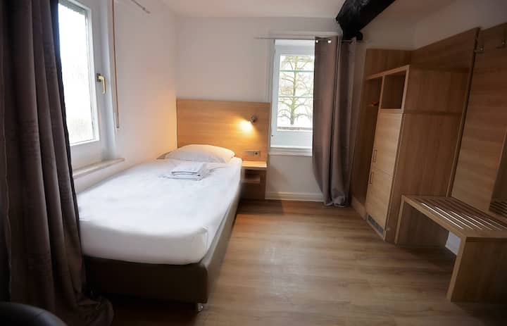 Haus Am Brunnen Komplettes Bis 11 Personen Objekt - Rheinland-Pfalz