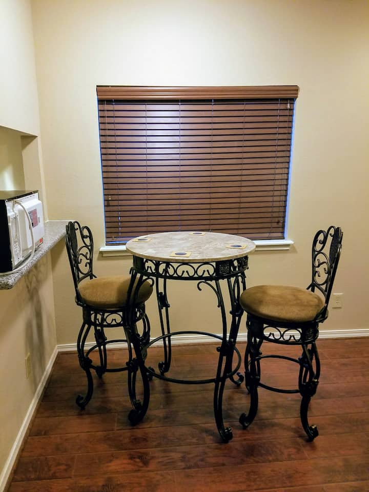 Charming 2 Bedroom 1 Bath Condo With 2 Balconies. - San Marcos, TX