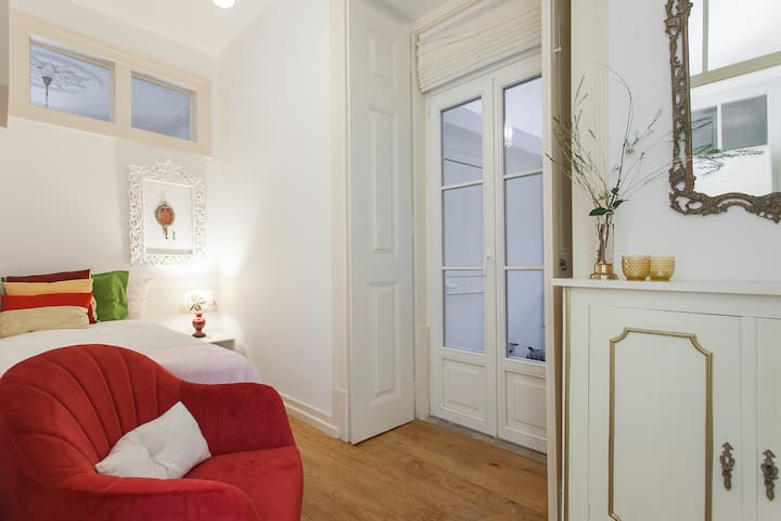 São Bento Charm & Comfort - 5 Min From Chiado - Barreiro