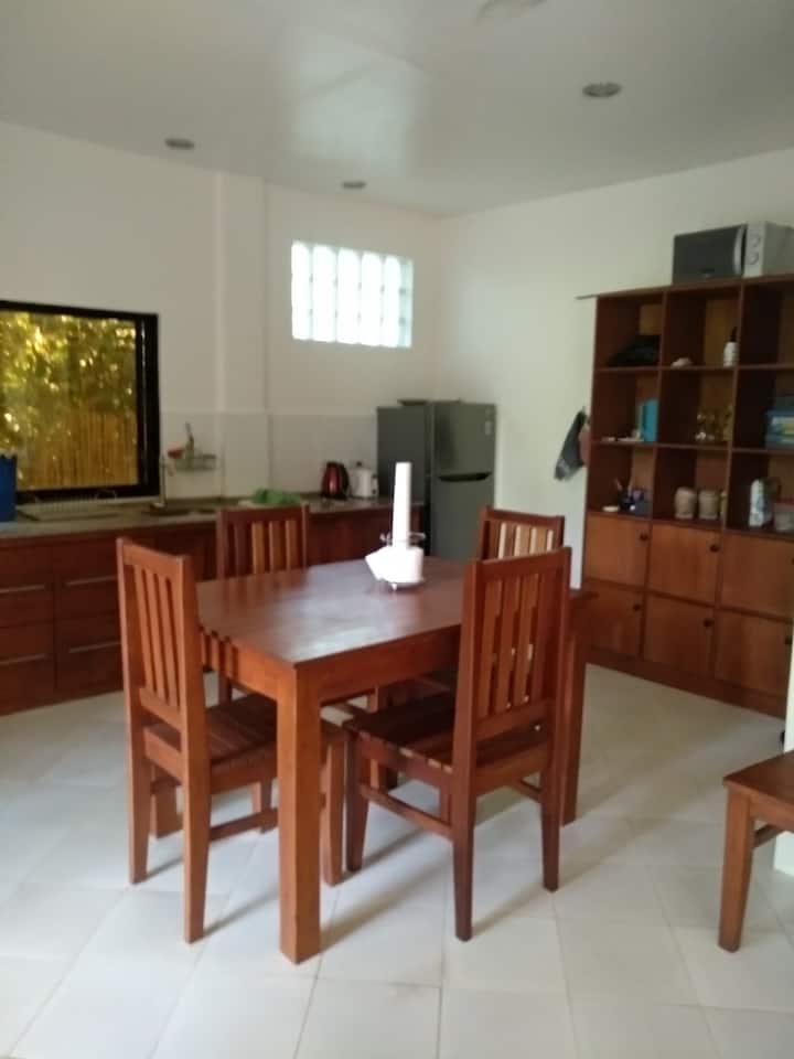 Quiet And Cofortable - Puerto Princesa