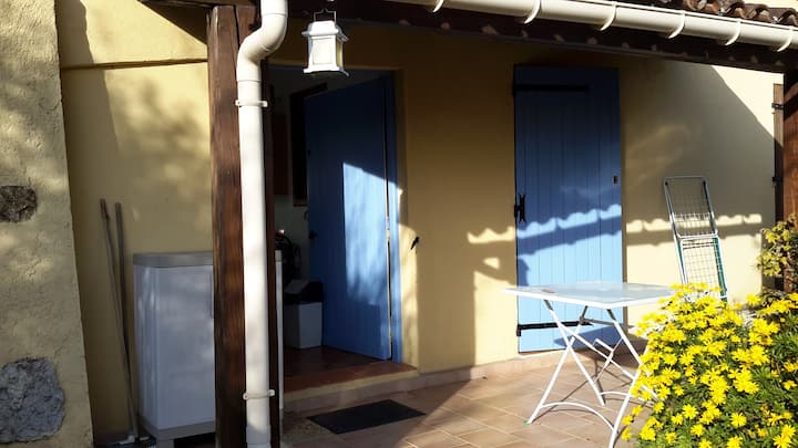 Maisonnette Au Calme. - Mandelieu-La Napoule