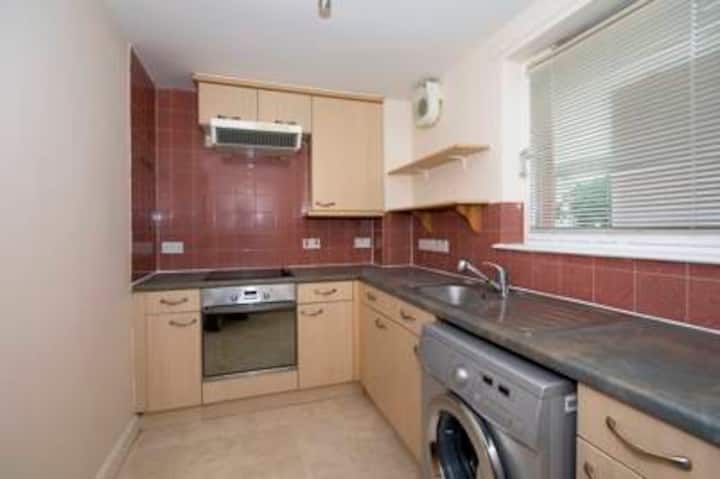 13.nessie Apt: Room With Free Parking Near Ari - Aberdeen