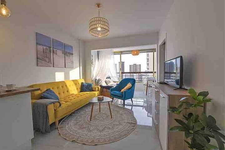 Great Location! Modern, Stylish, Fast Internet - Benidorm
