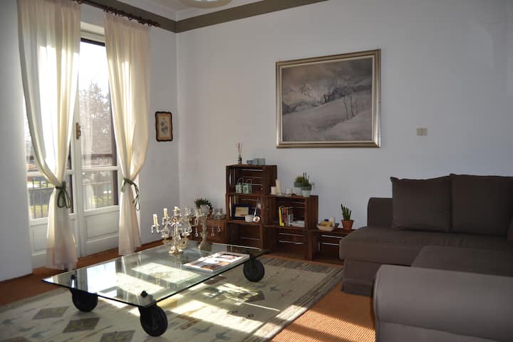 Tenuta Ajrale, Apartment Atos - Cavour