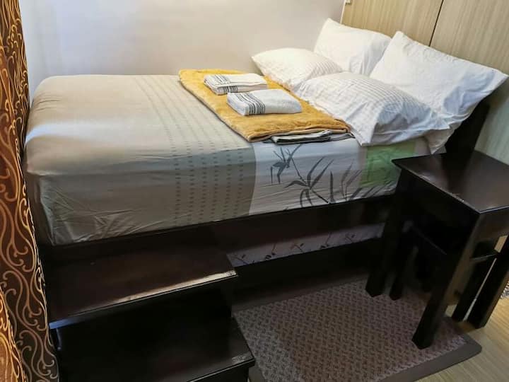 1 Br W/ 43" Smart Tv & Netflix At Grace Residences - Taguig