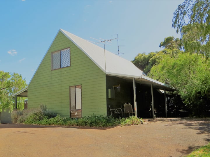 Binningup Beach Shack - No Wifi At This Property - Binningup