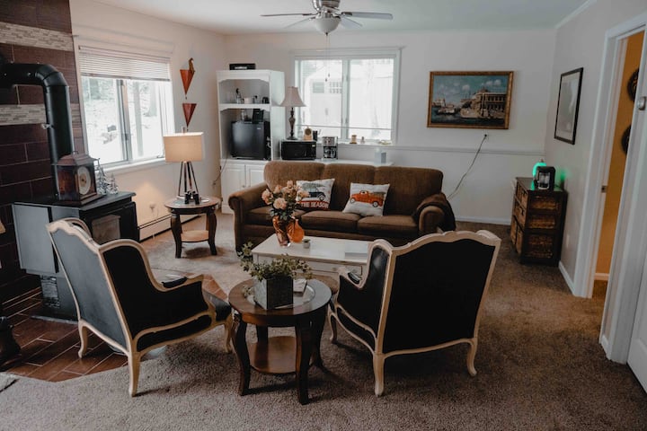 Peaceful, Pets, Hiking, Ski Mountains - Petoskey, MI