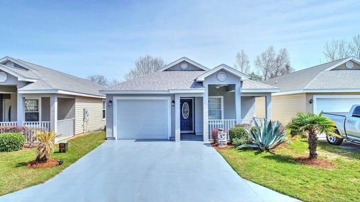 Spacious 3br House Remote Workspace - Panama City Beach, FL