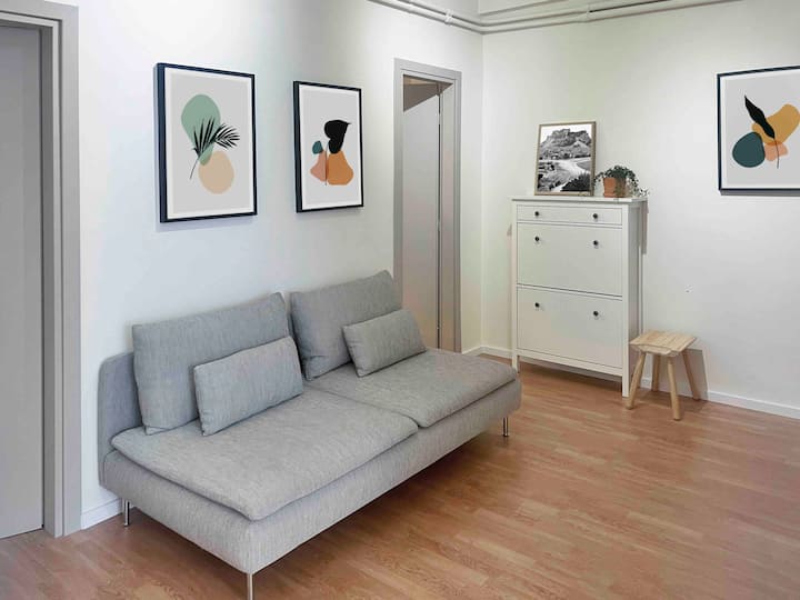Flat In Thissio - Atenas