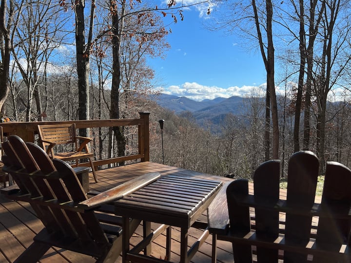 Magical Mountain Getaway    W/ An Amazing View - Sylva, NC