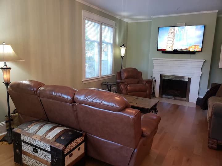 ♕ Comfortable Suite In The Heart Of Moncton! - Moncton