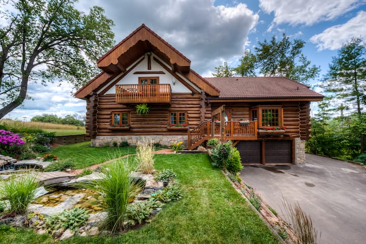 Austrian Log House - Ontario