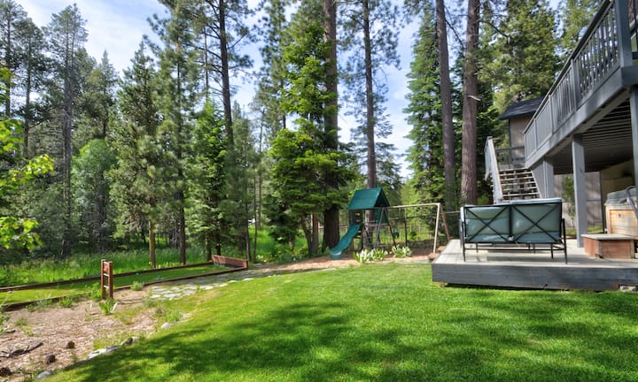 1 Family Paradise: Play Den; Back Yard Park; Space - サウス・レイク・タホ, CA
