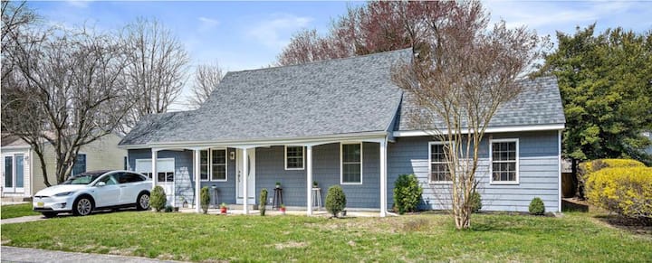 H & R Shore Home - Cape May, NJ