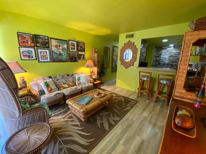 “Welcome To The Jungalow!” - Jacksonville Beach, FL