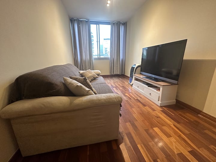 Apartamento Amplo Próximo A Paulista - Sao Paulo