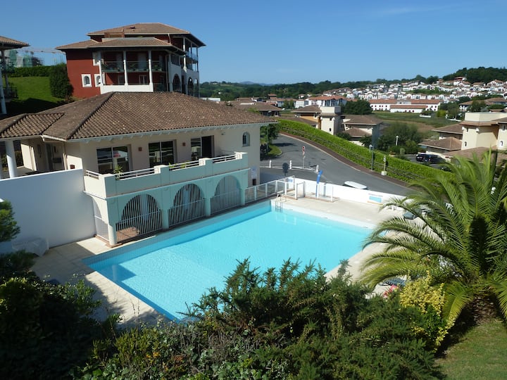 Appartement T2 + Coin Cabine, Piscine, 500m Plage - Ciboure
