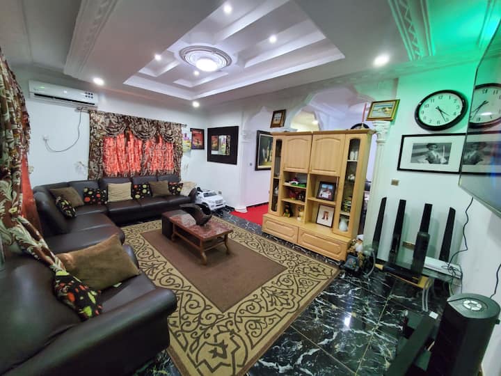 Lovely 1 Bed Room Home - Freetown