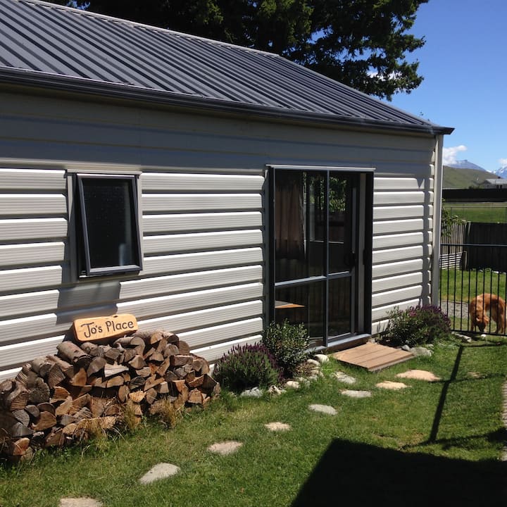 Jo's Place Sleepout - Lake Tekapo