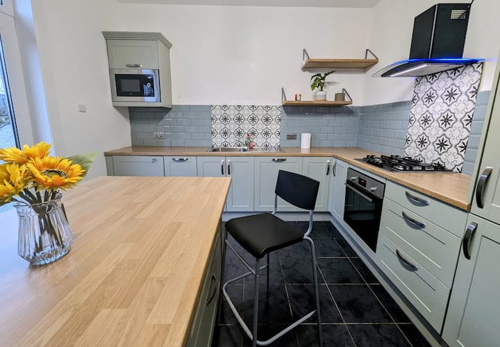 Individual Bungalow With Garden - Edinburgh