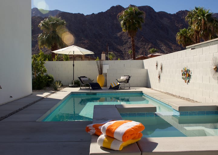 Casa Blanca - Oasis Of The Desert With Pool/spa - Bermuda Dunes, CA