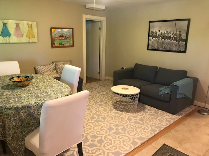 Roomy Hideaway And  Just A Walk To Downtown - Hood River, OR
