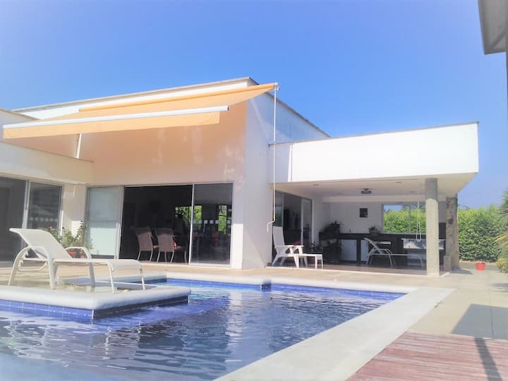 Country Family Villa Cerritos 25 Min From Pereira - La Virginia
