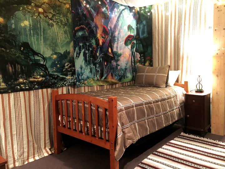 Budget-friendly Basement Bed 20 Min To Ac! 1 Guest - New Jersey