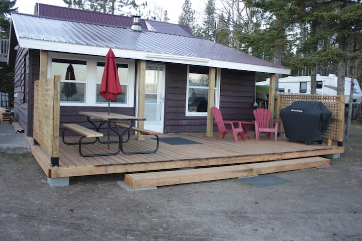 Wild Rose Rv Park Cottage - Trout Lake