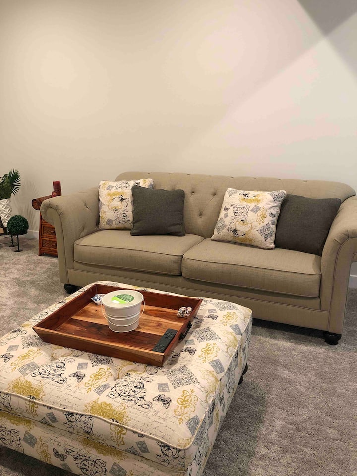 Private Room With A Full Bathroom In A Townhouse - Gainesville, VA