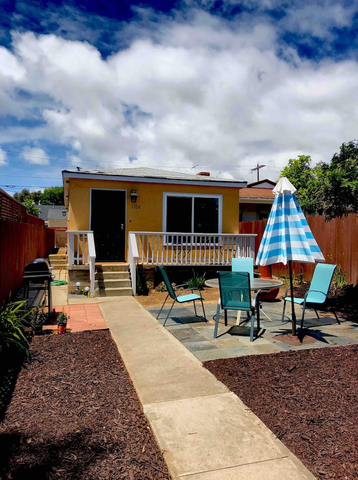 Classic Pb Surf Cottage - San Diego, CA