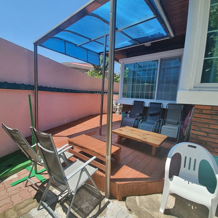 Lazy House/레이지하우스/속초/고성/양양/프라이빗/가족숙소/단체숙소/단체여행 - Sokcho-si