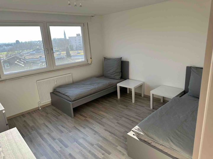 Monteurswohnung/ferienwohnung Für 5 Personen - Waghäusel