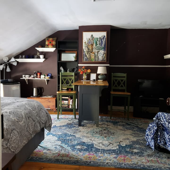 Kingston Vacation Rentals | Airbnb