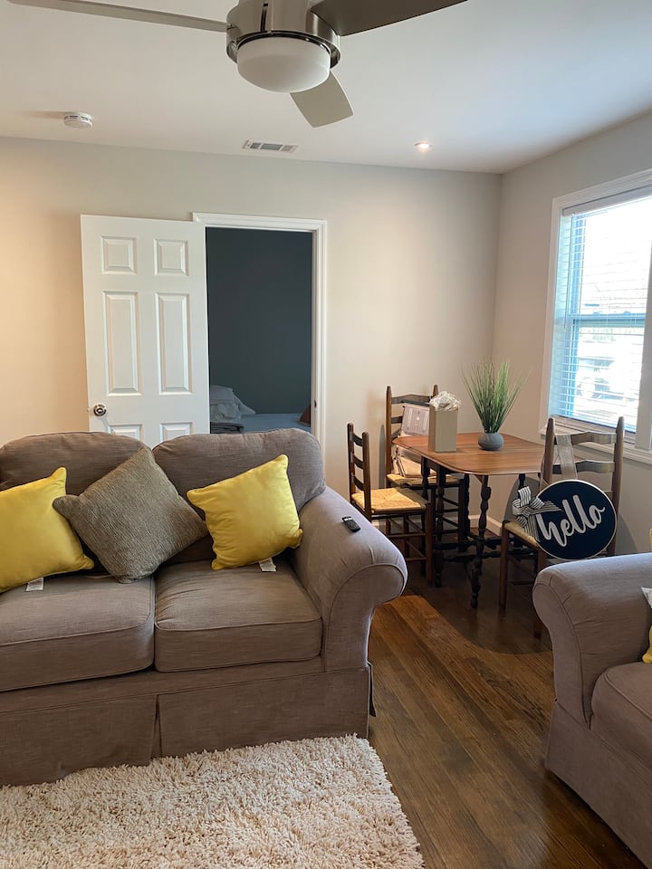 Cozy Midtown Home Close To Downtown And Beach! - Savannah, GA