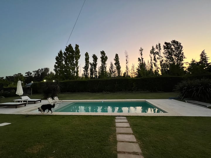 Casa Quinta En El Rincón, Villa Elisa, La  Plata - La Plata