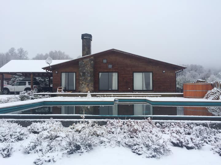 Parcela De Agrado En Pucon - Pucón