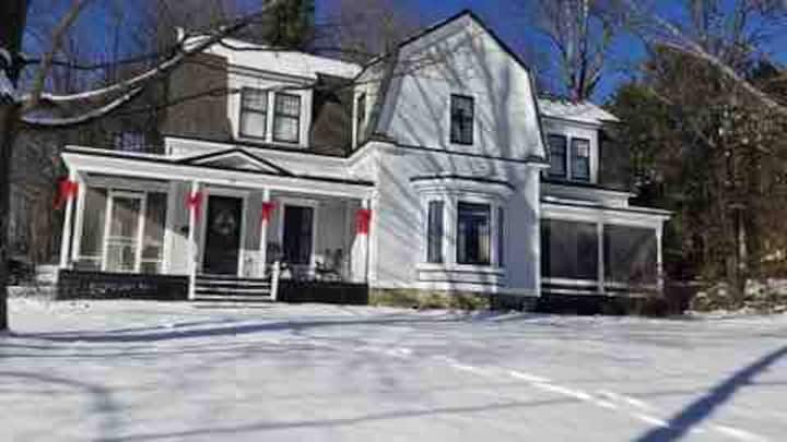 Cozy Cottage In Green Mountains Monthly Rental - Vermont