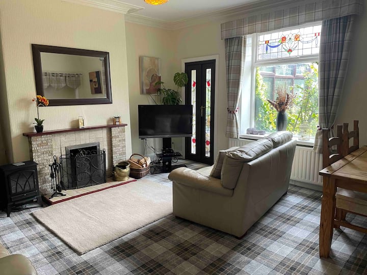 Comfortable And Appealing In Bronte Country. - Haworth
