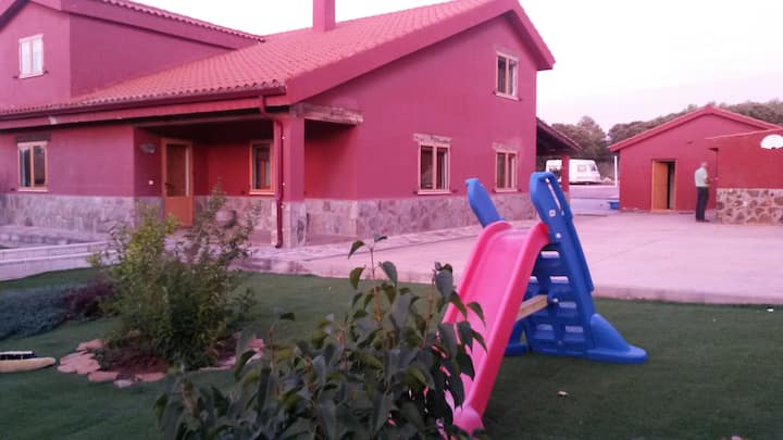 Vut Casita De Chocolate - Cuenca