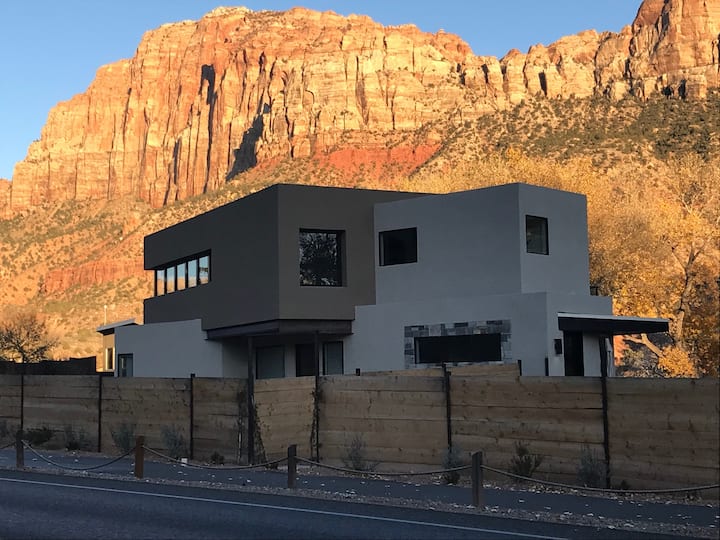 Zion Riverwalk - Zion National Park
