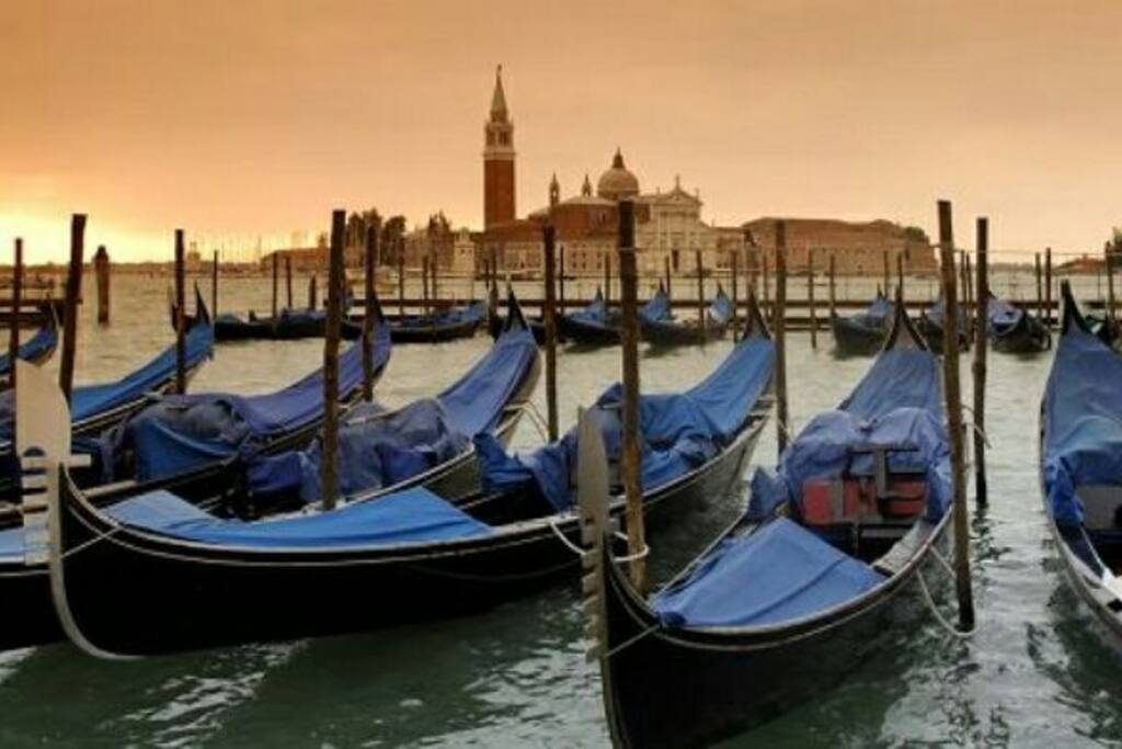 Top 100 Airbnb Rentals in Venice, Italy
