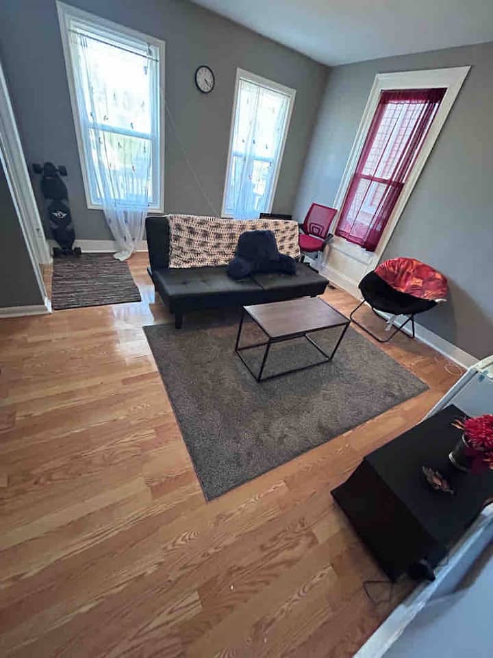 Modern Room Near Rutgers & Rwj: Explore Brunswick! - Somerset County, NJ