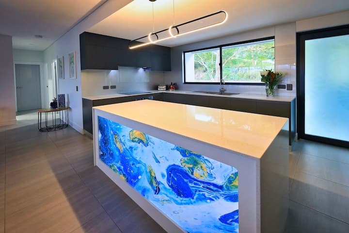 Michaelmas Suite Luxury 3brm Apartment - Cairns
