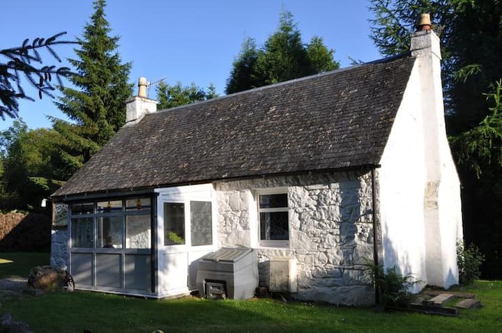 "Tigh Mo Mhiann", Roybridge, Highlands - Loch Ossian