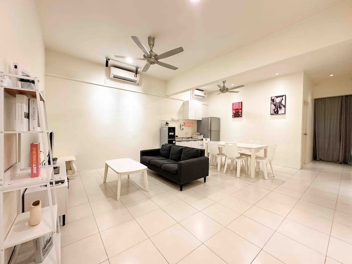 The Arizona White Cottage (Whole Unit) - Malacca