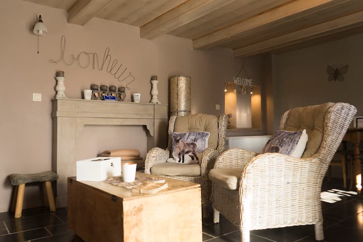 Gîte De Corbion Le Pt’ Bonheur - Ciney