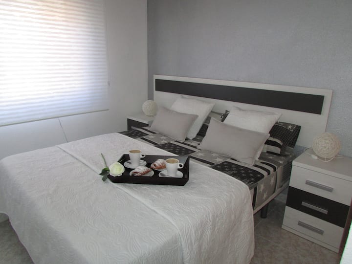 Acogedor Apartamento Con Piscina, 5 Minutos Playa - Cambrils